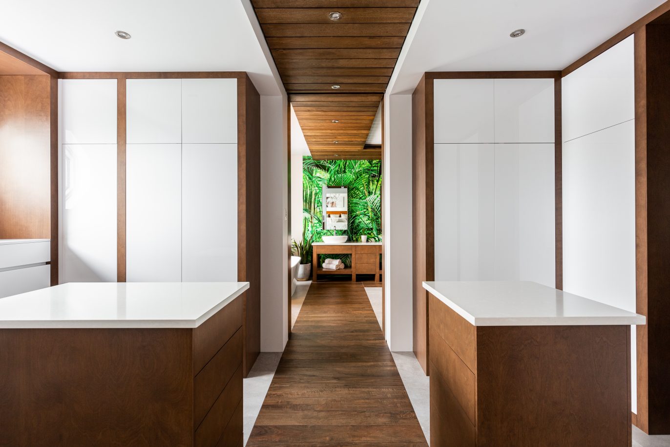 Master Walk-in Closet | Ateliers Jacob