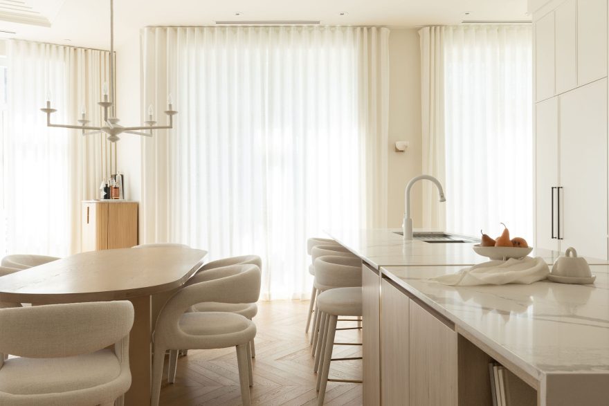 Véronique Cloutier Kitchen - Contemporary Design | Ateliers Jacob